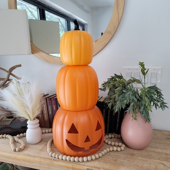 Holiday | Set Of 3 Stacking Pumpkins Stores Small One Side Has A ...